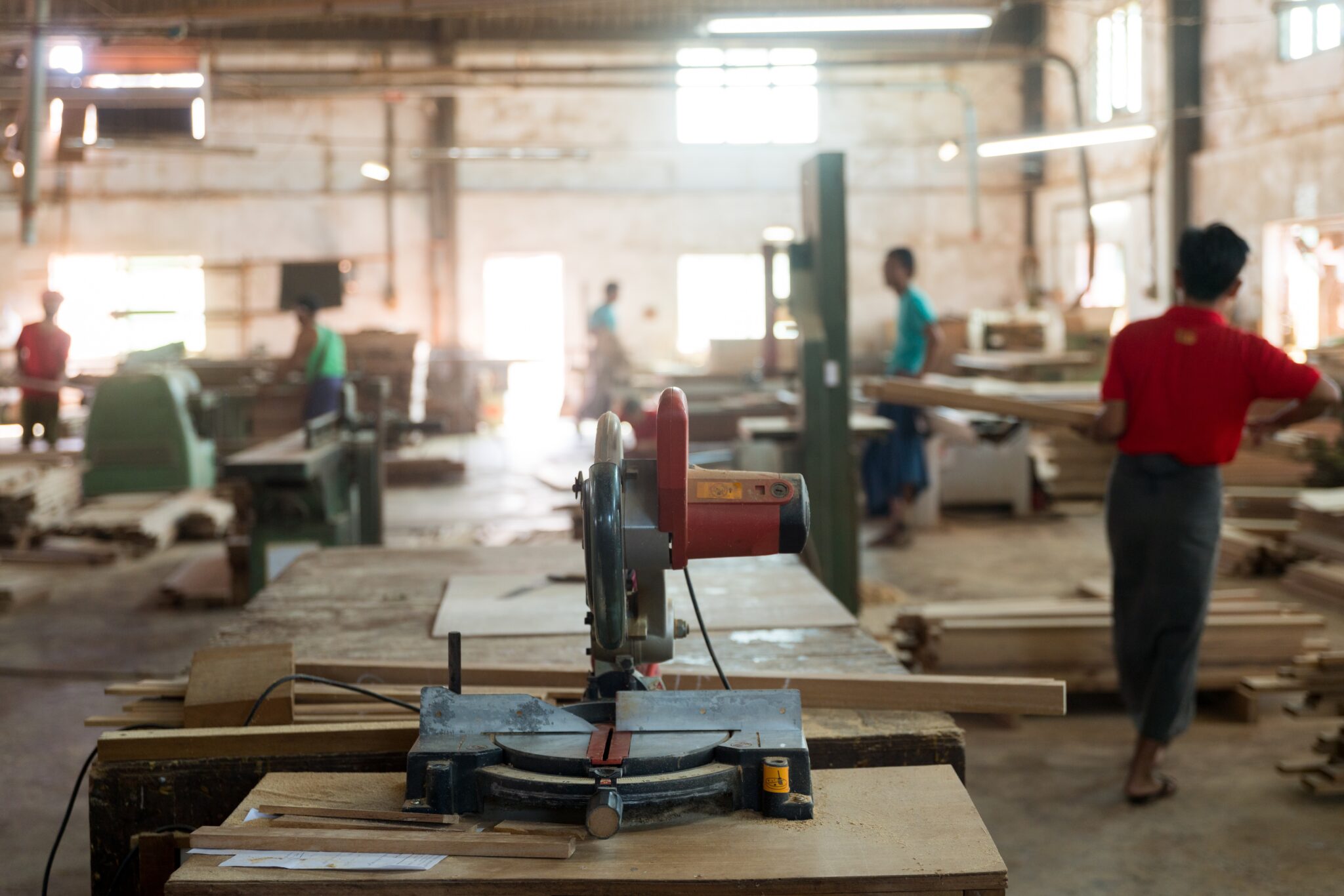 Top 6 Smart Furniture Manufacturers USA | Innovative Designs